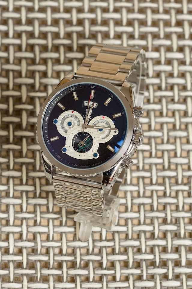 The Importance of Water Resistance in Watches