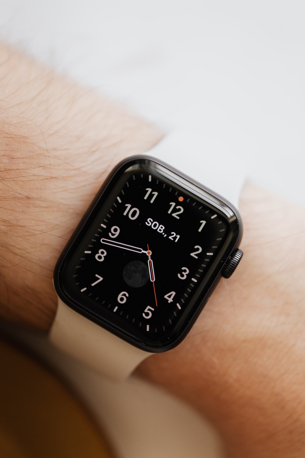The Best Digital Watches for Outdoor Enthusiasts: Features to Look For